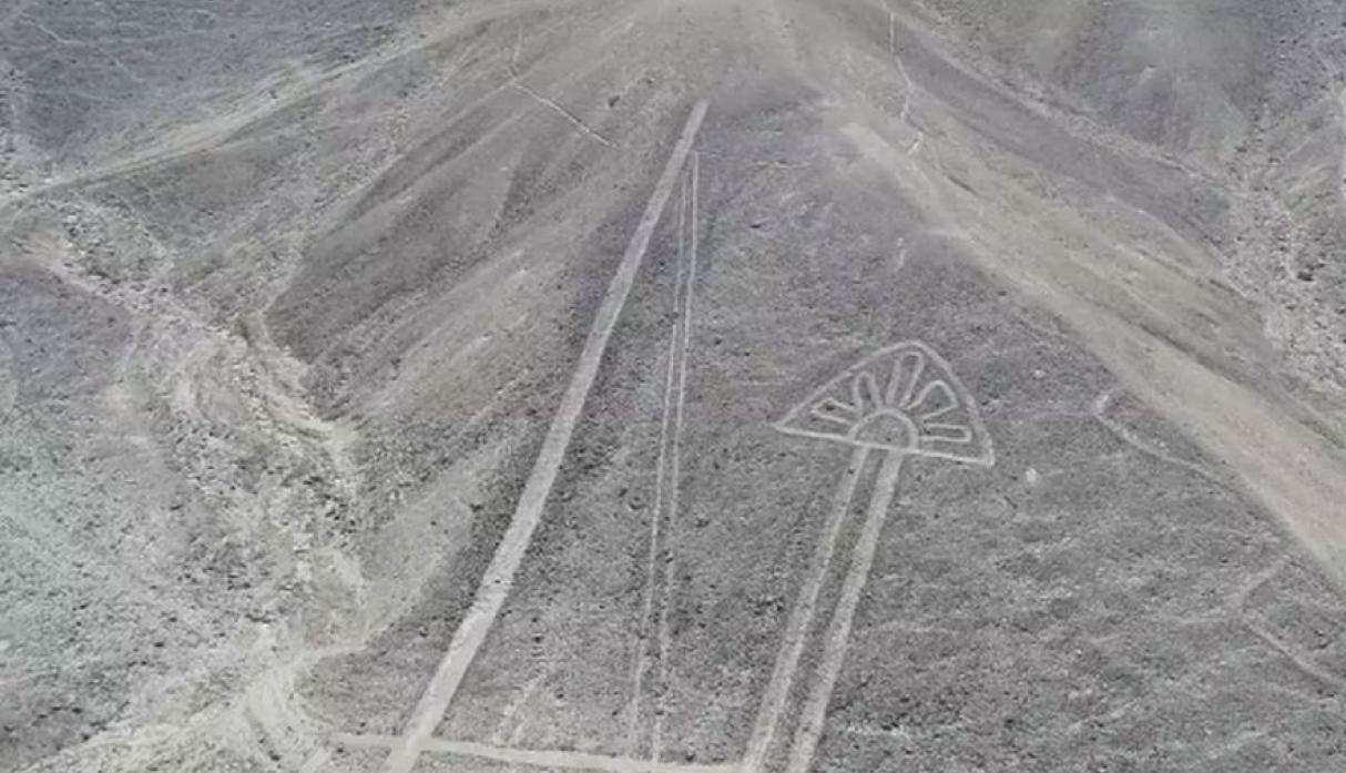 Geoglifos, más de 50, aparecen en desierto de Nasca en Perú