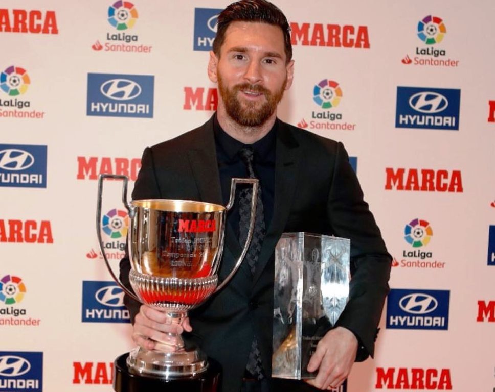 Pichichi y MVP Messi se lleva el premio de los aficionados