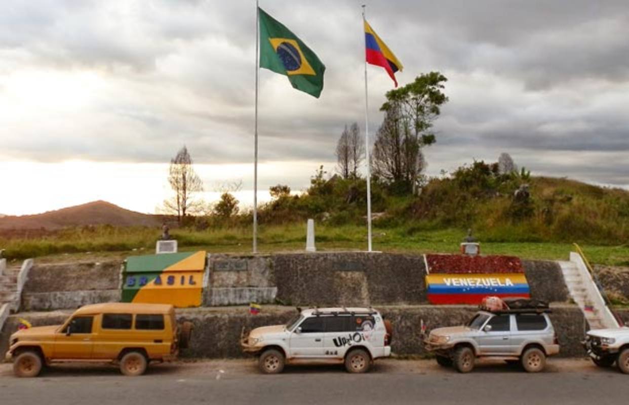 Anuncian reapertura de frontera de Venezuela con Brasil y Aruba