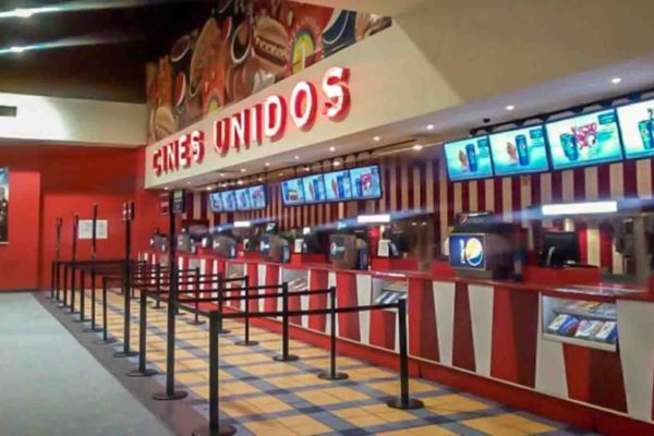 Conoce los precios de combos y entradas de Cines Unidos