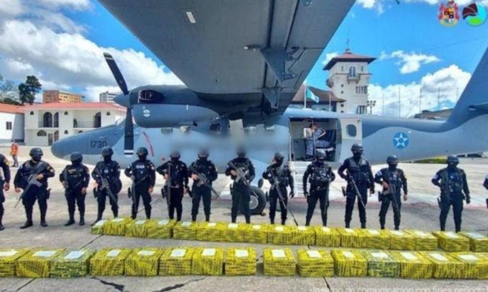 Incautan “narcojet” con un cargamento de cocaína que salió de Venezuela