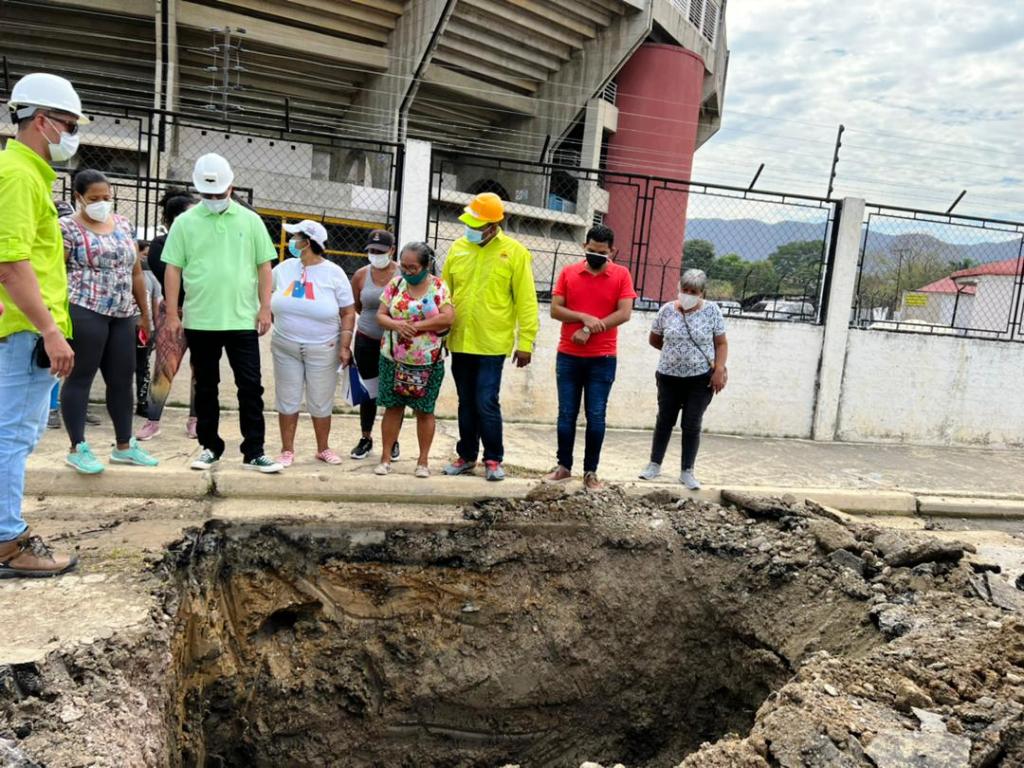“Plan Búho” se activa con reparación de fugas de agua en Valencia