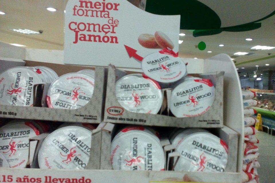 Copian y comercializan el famoso “Diablitos Underwood”